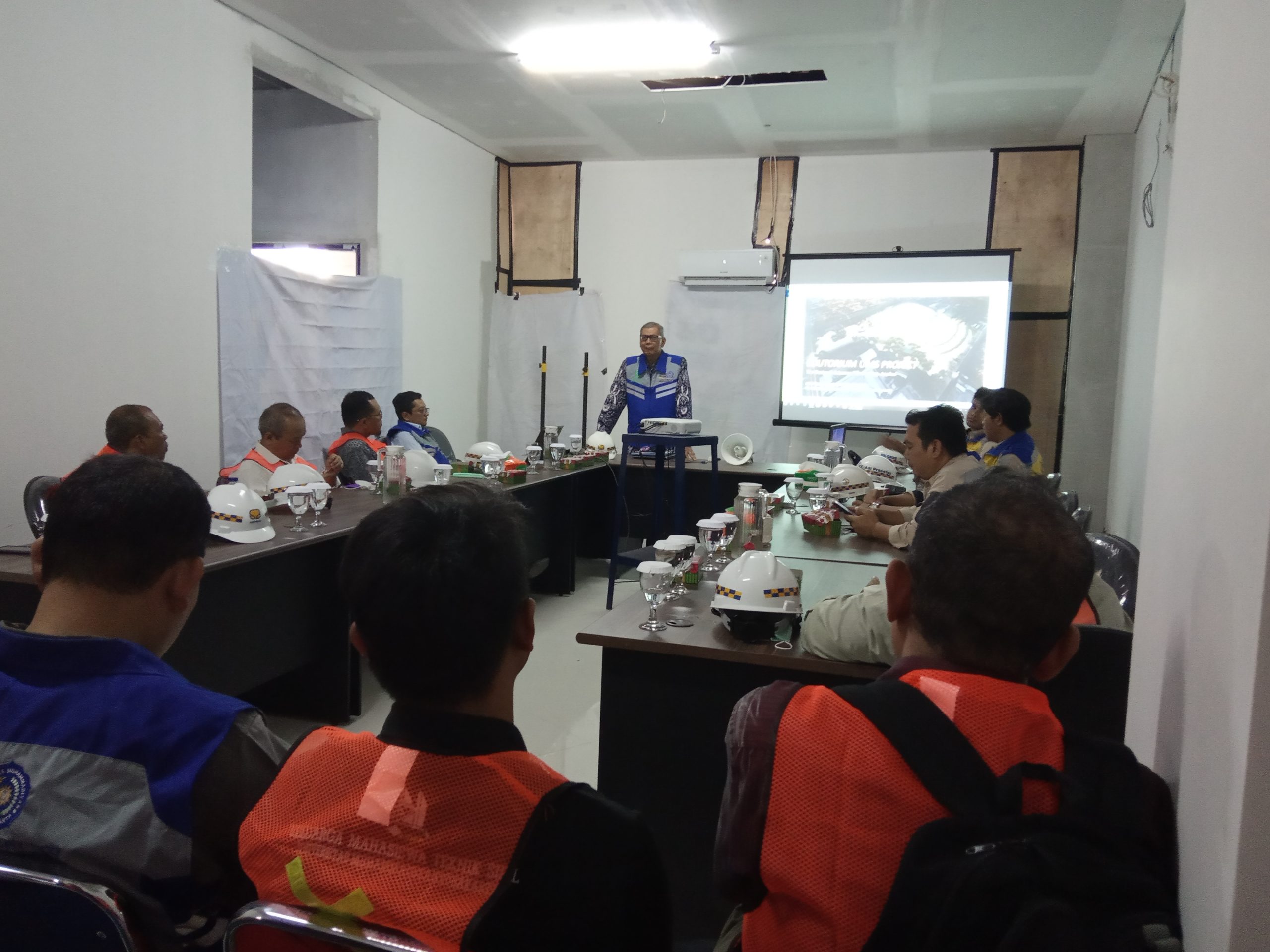 Kunjungan Pembangunan Edutorium Dosen MTS & Fakultas Teknik UMS ...